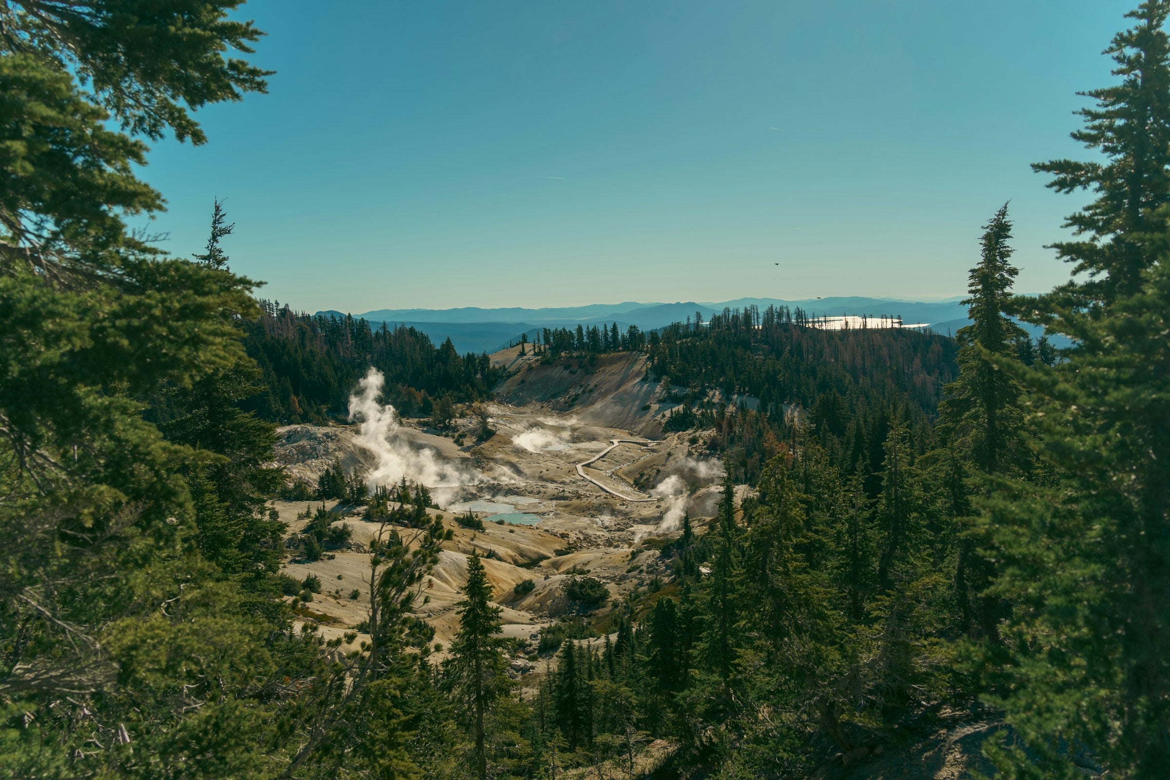 How to Spend One Day at Lassen Volcanic National Park – The Landmark ...